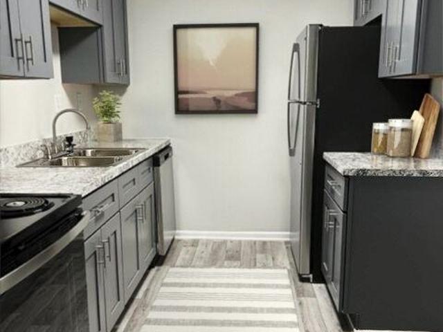 Lakeview 2 Bedroom Apartment for Rent at 200 Summit Lake Dr, Stone Mountain, GA 30083