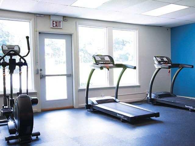 Lakeview Apartments 1 Bedroom Apartment for Rent at 590 Lower Landing Rd, Blackwood, NJ 08012