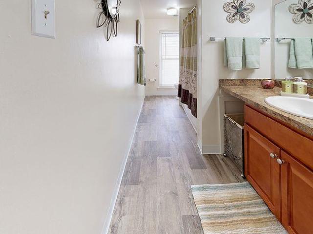 Lakeview Apartments 1 Bedroom Apartment for Rent at 590 Lower Landing Rd, Blackwood, NJ 08012