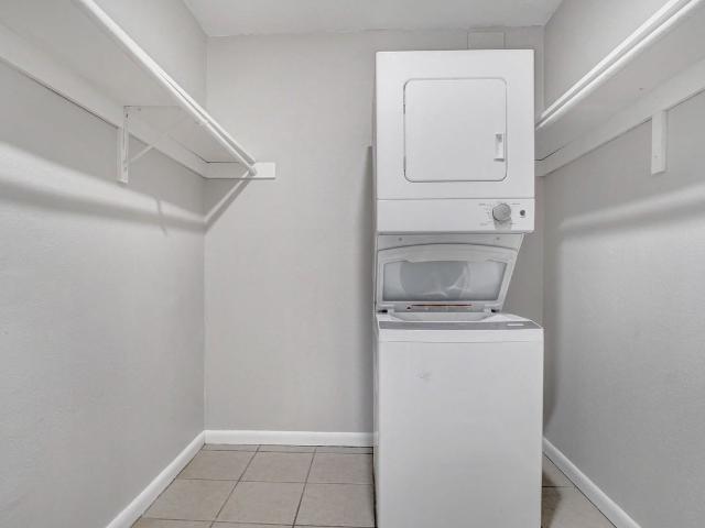 Lakeview Apartments 2 Bedroom Apartment for Rent at 1928 Colgrove Ave, Eastwood, MI 49048 Eastwood