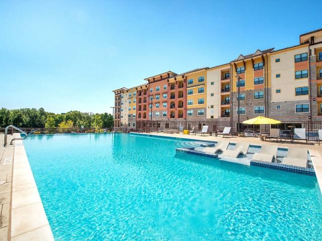 Lakeview Apartments 3 Bedroom Apartment for Rent at 1307 Ridge Rd, Rockwall, TX 75087