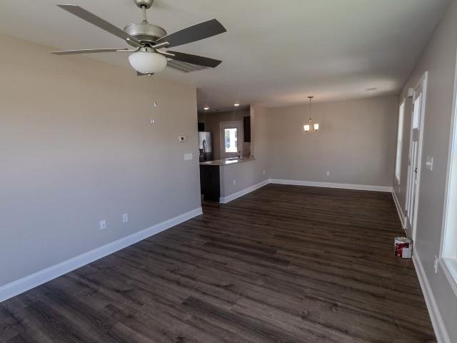 Lakeview at Berea 3 Bedroom Apartment for Rent at 8699 White Horse Rd, Greenville, SC 29617