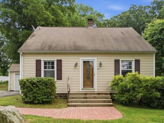 Lakeview Ave, Cheshire, Home For Sale