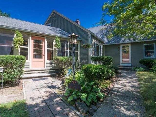 Lakeview Ave, Granby, Home For Sale