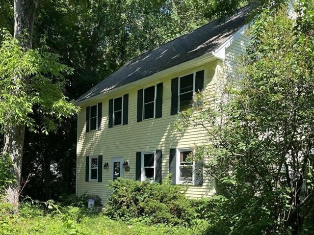 Lakeview Ave, Tyngsborough, Home For Sale