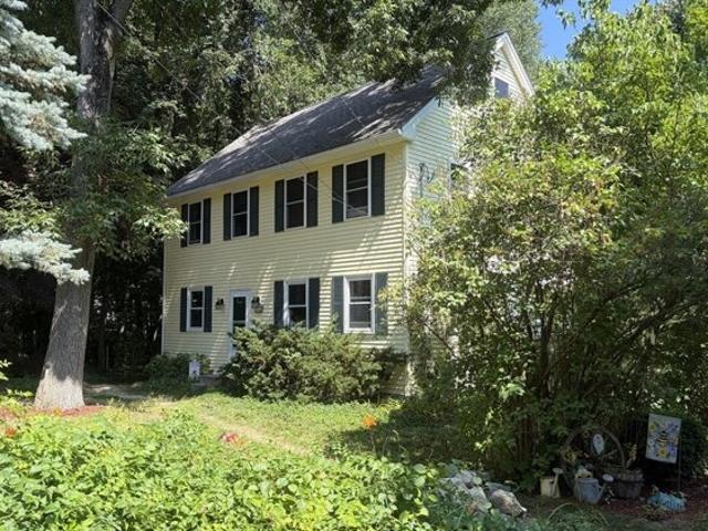 Lakeview Ave, Tyngsborough, Home For Sale