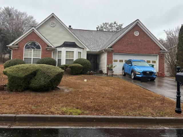 Lakeview Cir