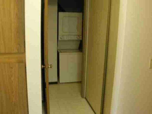 Lakeview Court Apartments 1 Bedroom Apartment for Rent at 1901 1901/1903 NE 85th, Seattle, WA 98115 Wedgwood