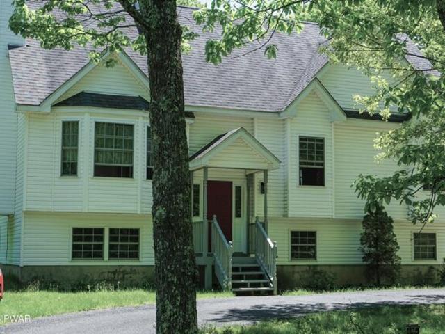 Lakeview Ct, Milford, Home For Sale