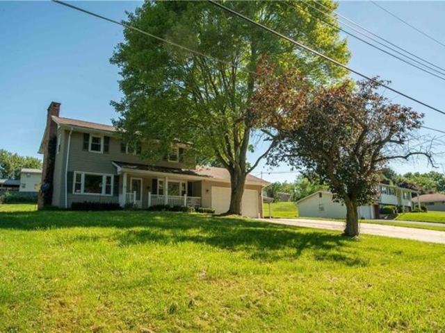 Lakeview Dr, Beaver Falls, Home For Sale