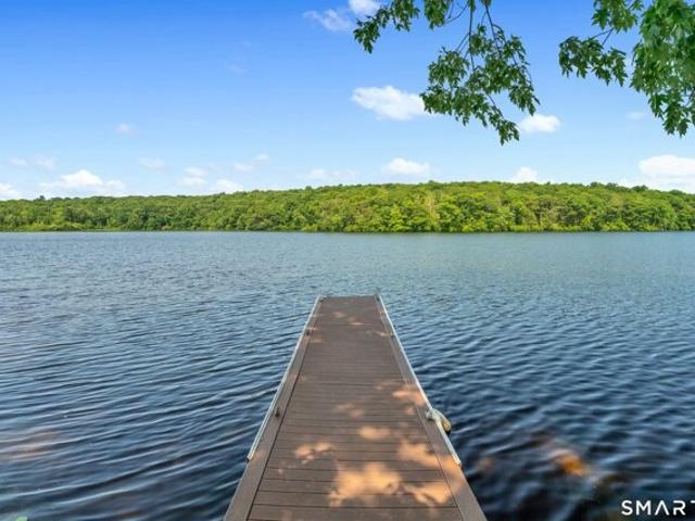 Lakeview Dr, Colchester, Home For Sale
