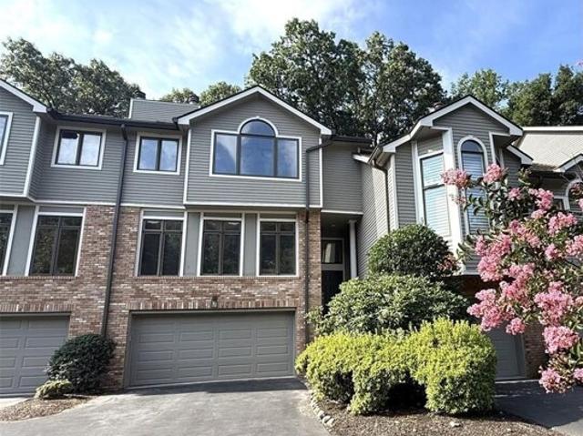 Lakeview Dr, Old Tappan, Home For Sale
