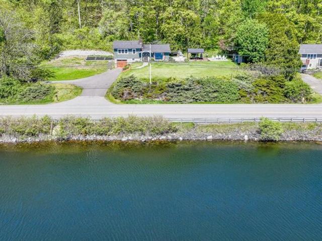 Lakeview Dr, Rockland, Home For Sale