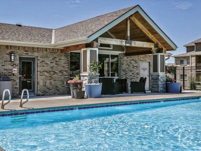 Lakeview Park 1 Bedroom Apartment for Rent at 510 Surfside Dr, Lincoln, NE 68528