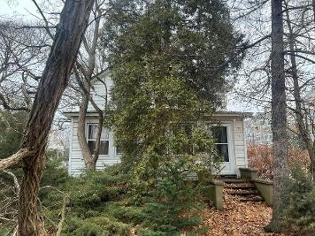 Lakeview Pl