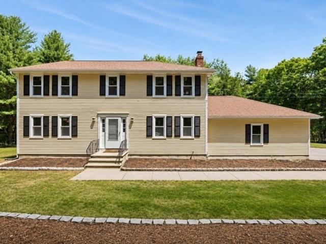 Lakeview Rd, Foxboro, Home For Sale