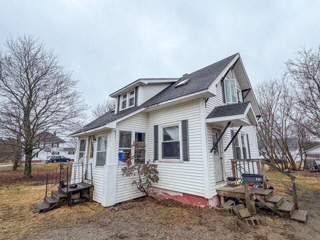 Lakeview St, Lincoln, Home For Sale