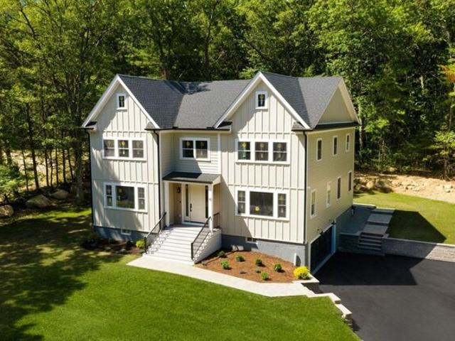 Lakeview St, Sharon, Home For Sale