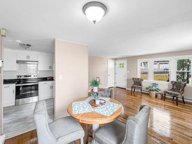 Lakevilla Ave, Springfield, Home For Sale