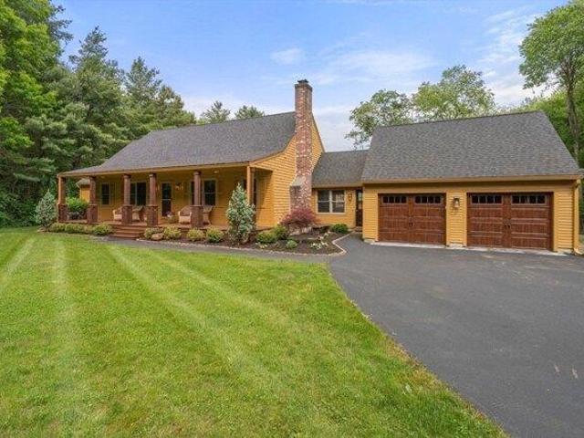 Lakeville MA 02347 104715669