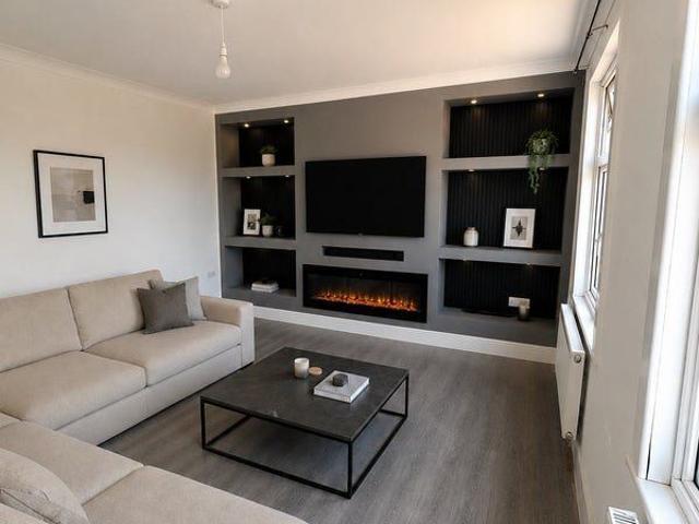 Laleham Road, Staines Upon Thames, Surrey TW18, 3 bed flat to rent, £2,100 pcm | PrimeLocation