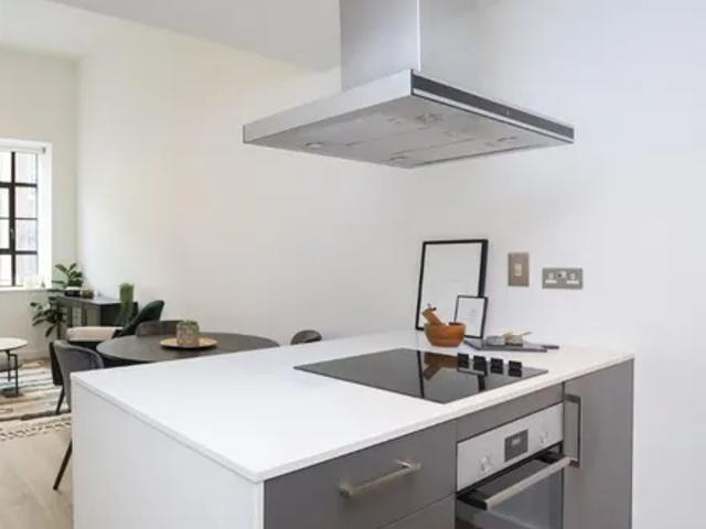 Lalehzar, Great Hampton Street, Birmingham, B18 6AQ, United Kingdom | 2 bed house for rent #167822887 | Rentberry