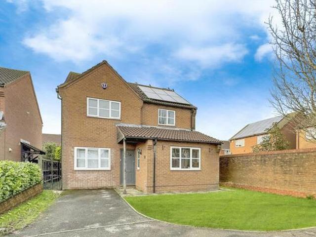 Lapwing Close, Bradley Stoke, 6 Bedroom Detached