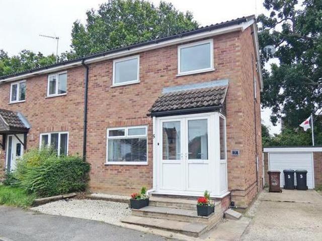 Lapwing Close, Thurston, 3 Bedroom Semi detached