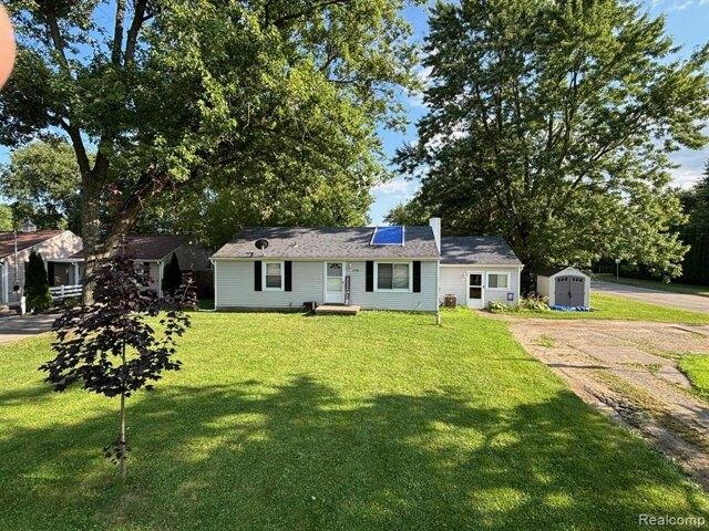 Lapeer Rd, Burton, Home For Sale