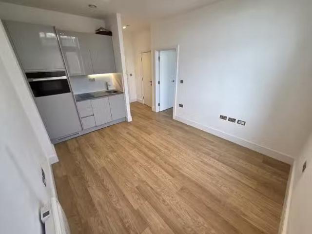 Laporte Way, LUTON