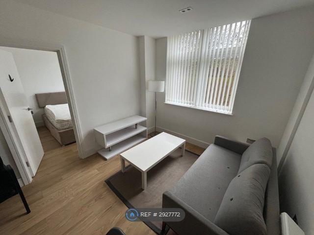 Laporte Way, Luton LU4, 1 bed flat to rent, £950 pcm | PrimeLocation