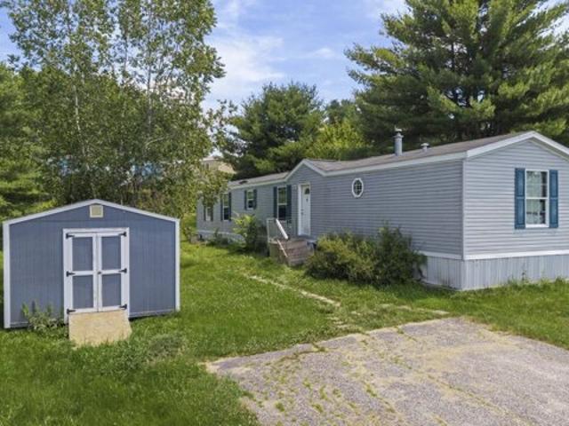 Lara Ln, Sabattus, Property For Sale