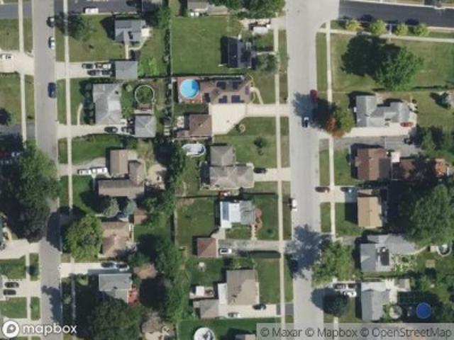 Laramie Ave