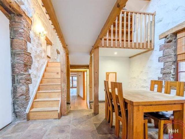 Larch Barn, Hayton, 4 Bedroom Barn