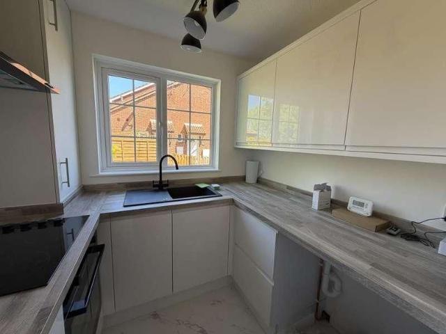 Larch Close, Aylesbury, HP20