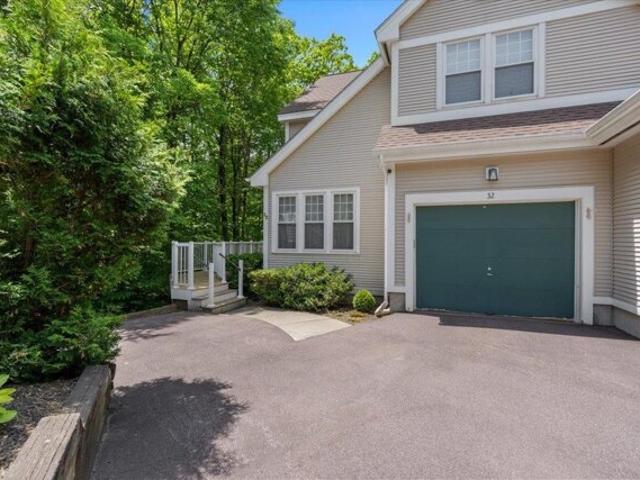 Larch Rd, South Burlington, Condo For Sale