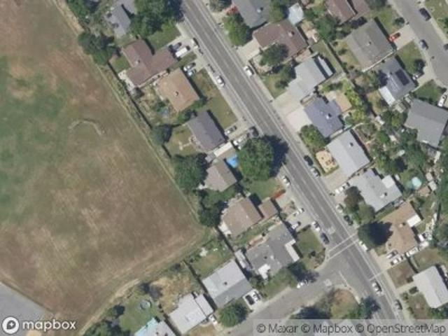 Larchmont Dr