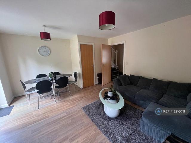 Larchmont Road, Leicester, LE4 5 bed terraced house to rent £1,850 pcm £427 pw