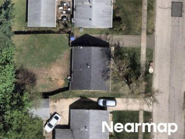 Larchdale Dr