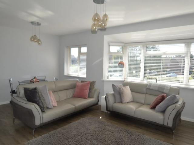 Larchfield Road