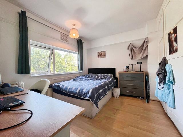 Larchwood Drive, Englefield Green, Egham, Surrey TW20, Room to rent, £600 pcm | PrimeLocation