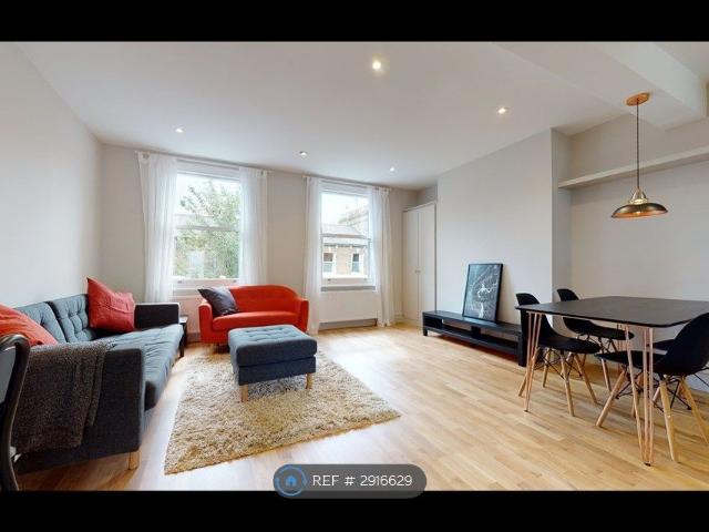Larcom Street, London SE17, 3 bed flat to rent, £3,300 pcm | PrimeLocation