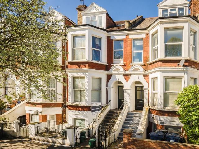 Larden Road, Acton W3, 1 bed flat to rent, £1,547 pcm | PrimeLocation