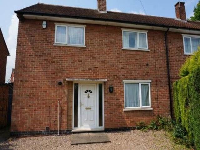 Large 4 bedroom property