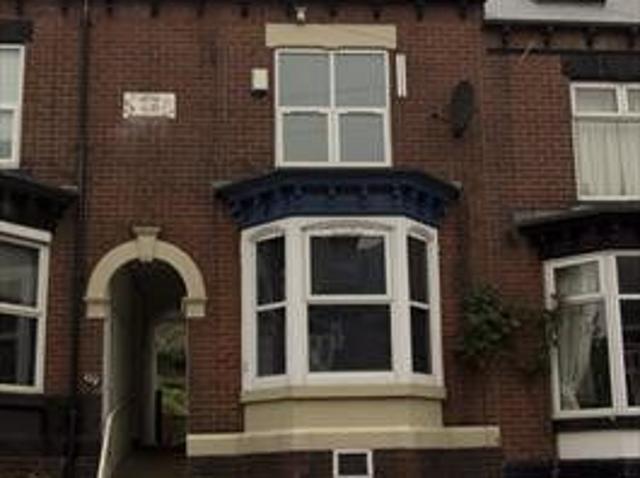 Large 4 bedroomed properties with fantastic views near SHU Collegiate
