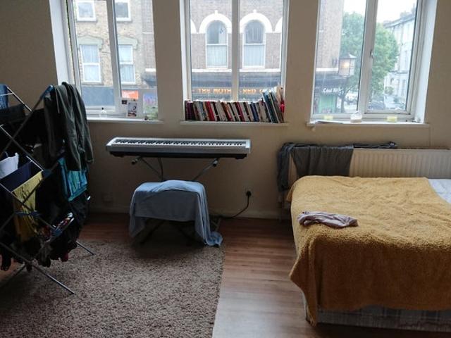 Large 4 Double Bedroom Flat Near Archway Tube