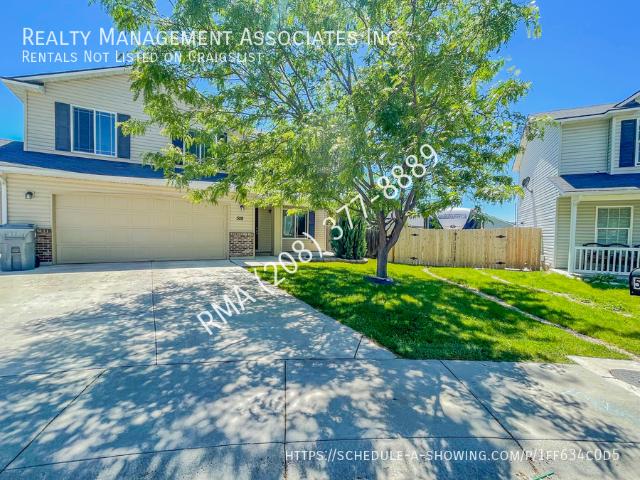 Large 5 Bedroom Home in a Quiet Cul de sac