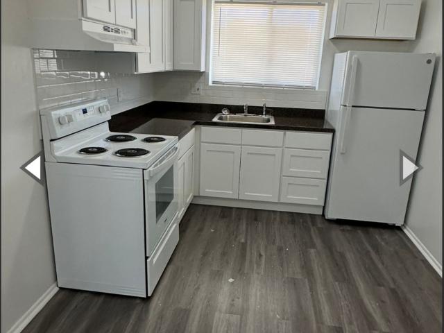 Large 1100 SQ ft. Two Bedroom Renovated 856 783 8080
