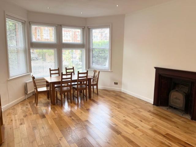 Large 1 Bed Flat, Teignmouth Road, NW2