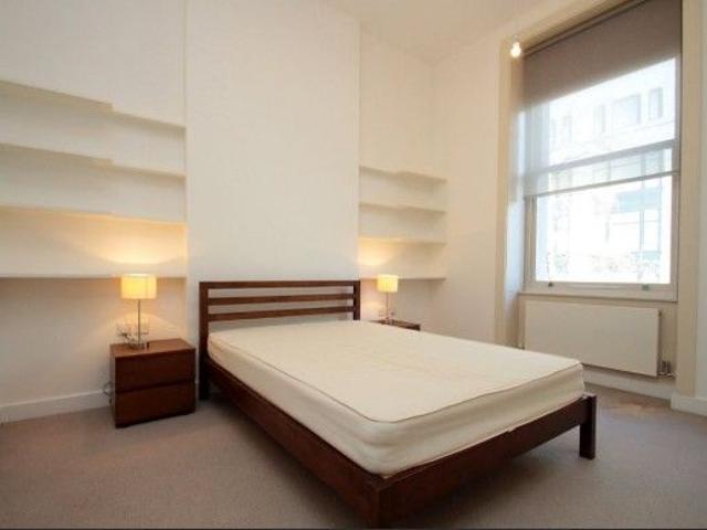 Large 1 bed on Baker Street